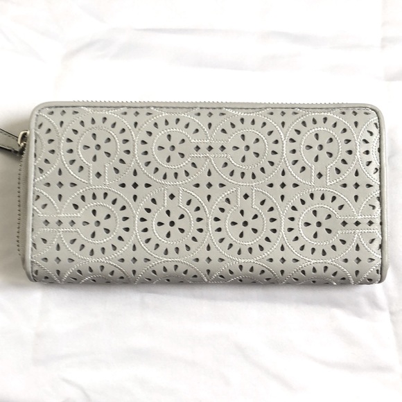 Coach | Accessories | Vintage Light Grey Leather Coach Wallet | Poshmark